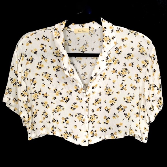 Love Notes | Tops | Love Notes Retro 9s Style Floral Print Buttonup ...